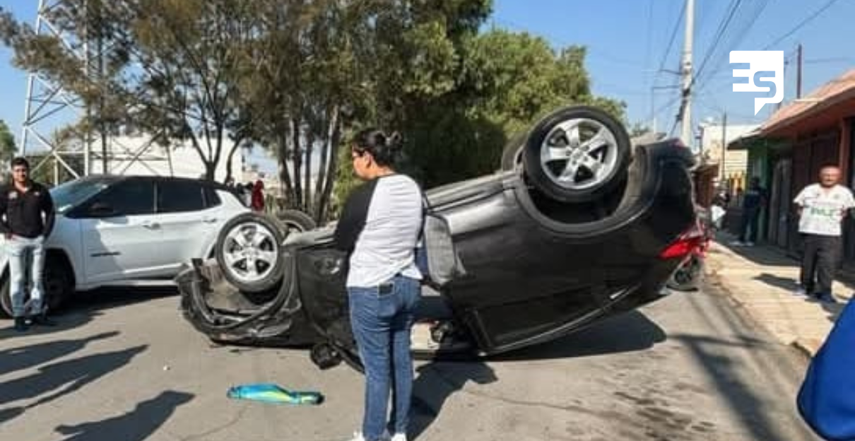 Veloz perdió el control del volante, chocó y volcó; salió ilesa - Es ...