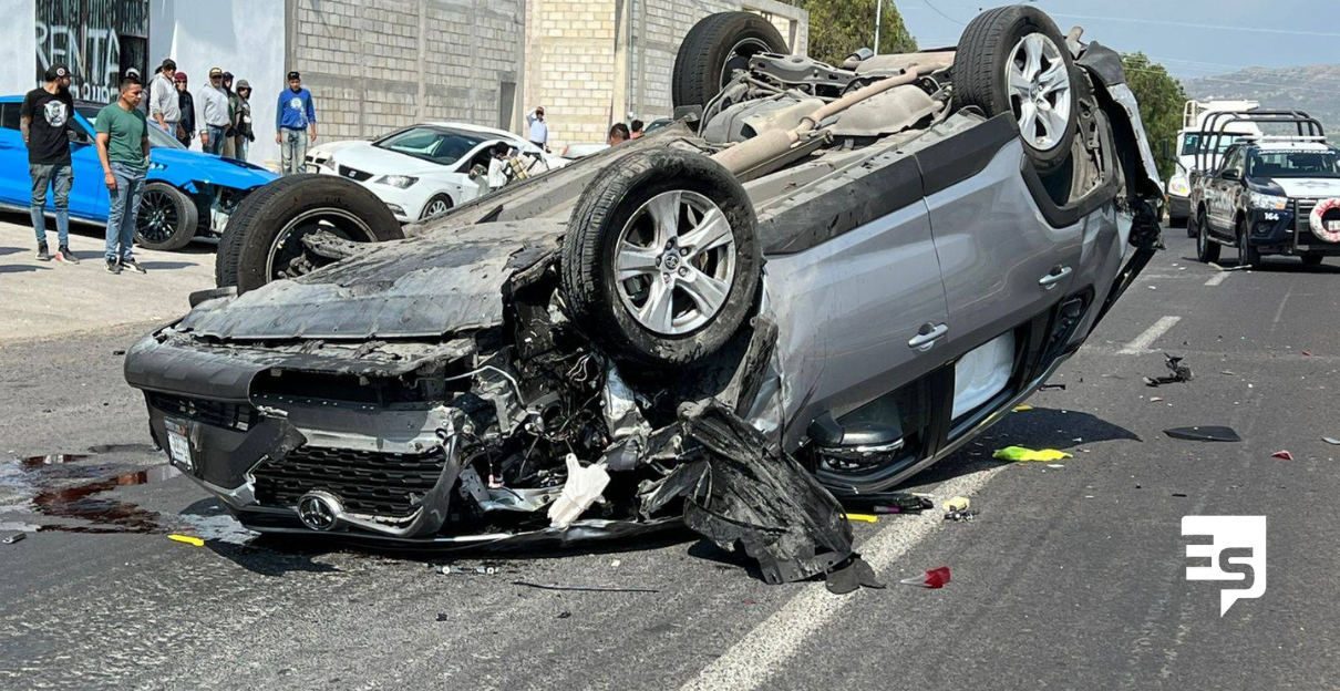 Choque y volcadura deja una mujer prensada en Amaque - Es Periodismo MX